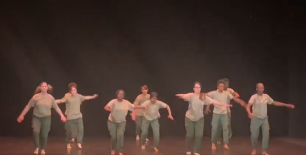 Year 10 step into dance! - Orchard Park High School